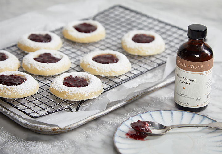 Best Extracts for Holiday Baking - The Spice House